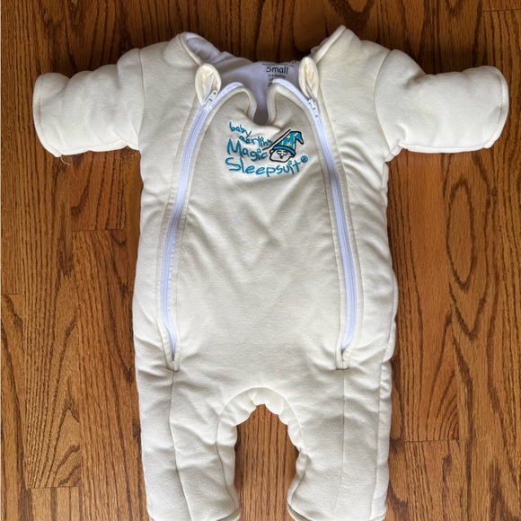 Baby Merlin | Pajamas | Baby Merlins Magic Sleepsuit 36 Months In Light ...